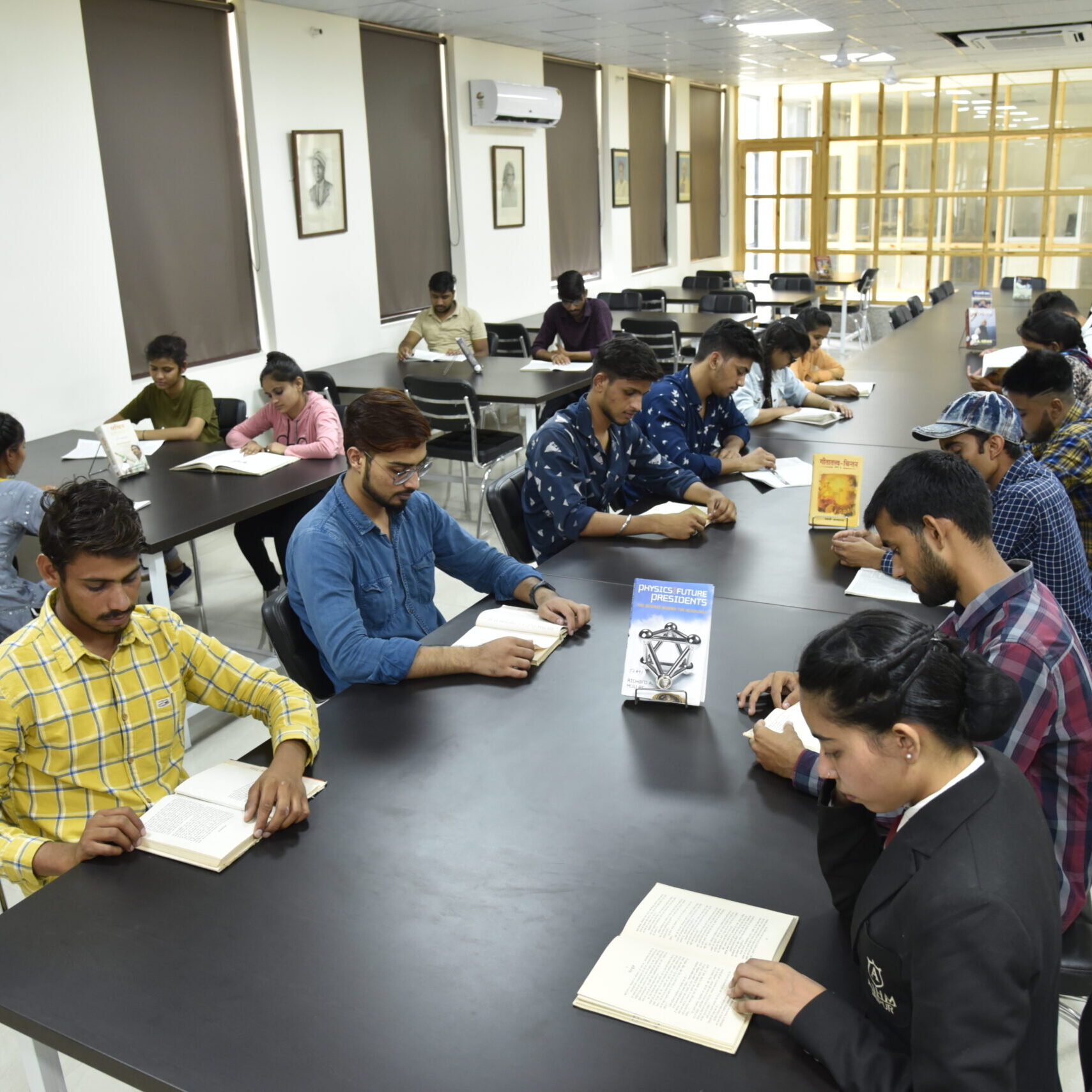 Central- Library - Agrawal PG College